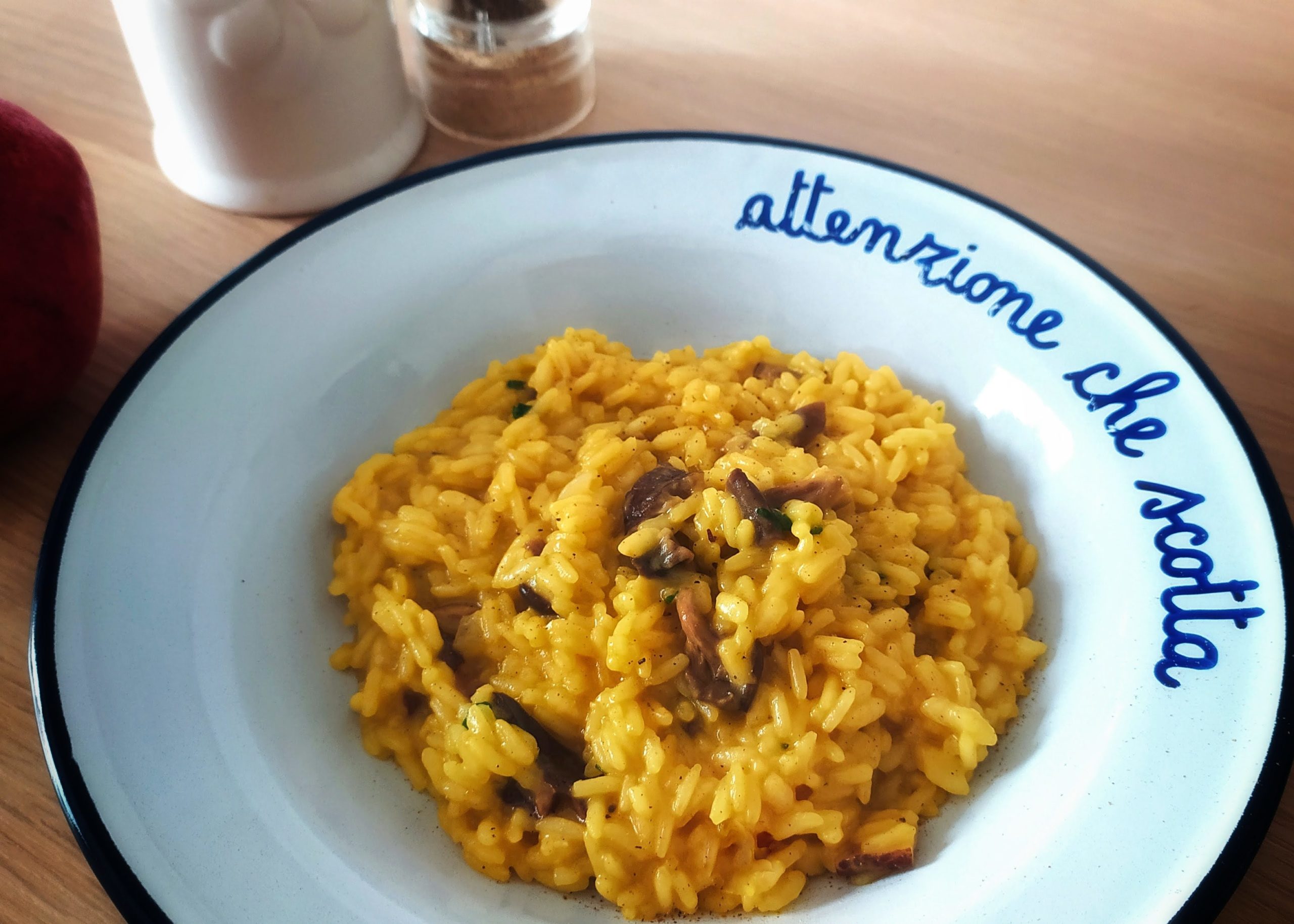 Saffron and Porcini Mushrooms Risotto – Cucchiarella